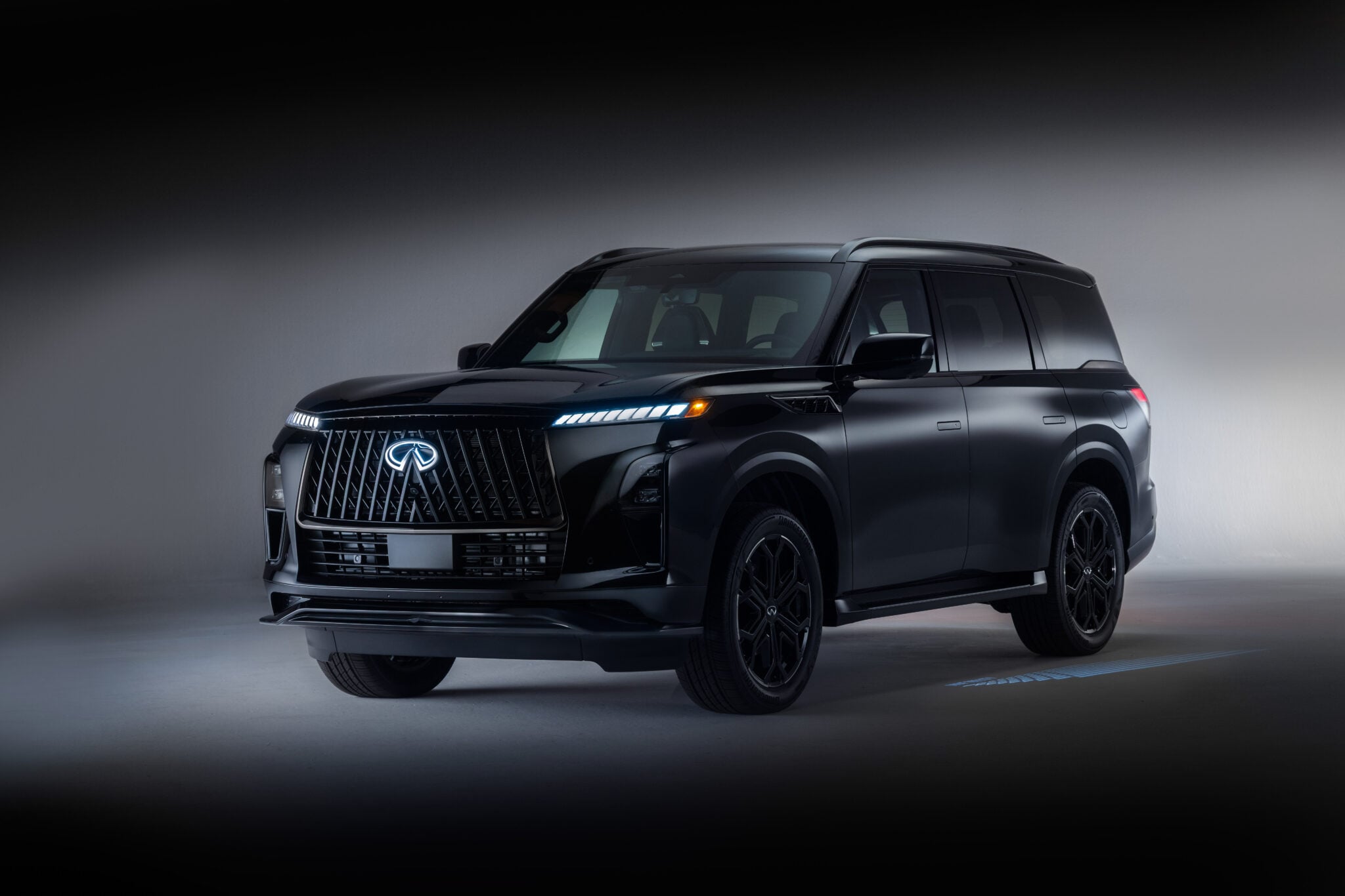 Infiniti QX80 Review 2026: The New Full-Size Flex